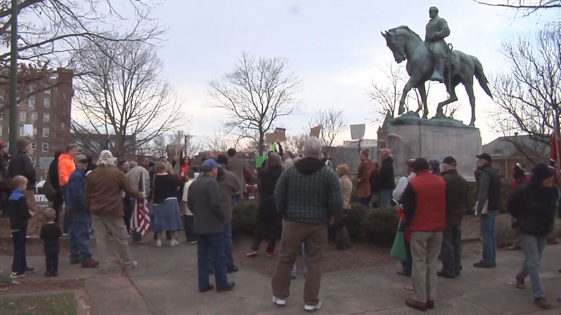 Debate Raging Over Removing Confederate Statues and Names | wfmynews2.com