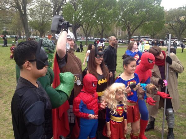 Awesome Con photo record attempt falls short | wusa9.com