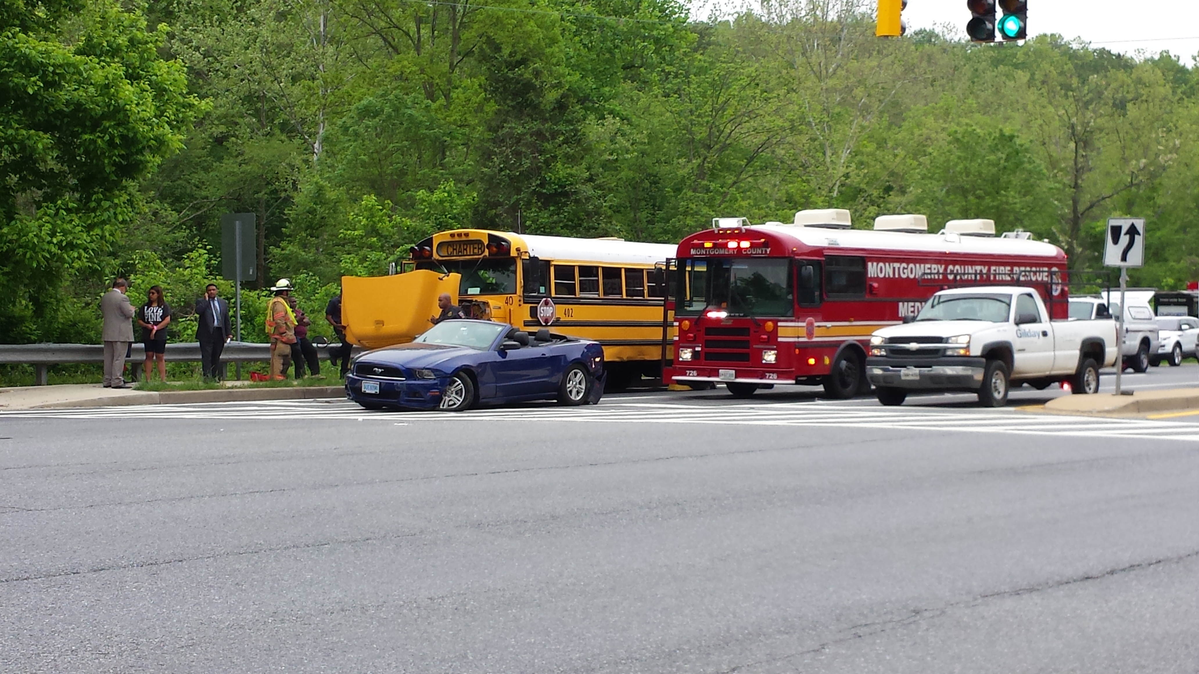 19 kids injured in school bus accident in Montgomery Co. | wusa9.com