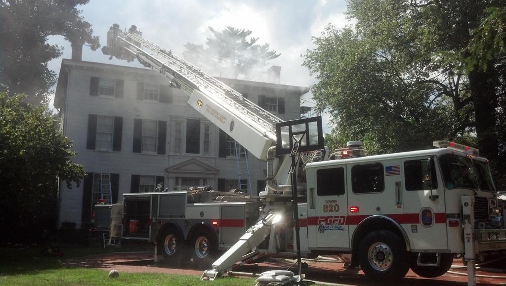 Historic Woodlawn Manor catches fire | wusa9.com