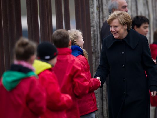 Germany marks anniversary of fall of the Berlin Wall | wusa9.com