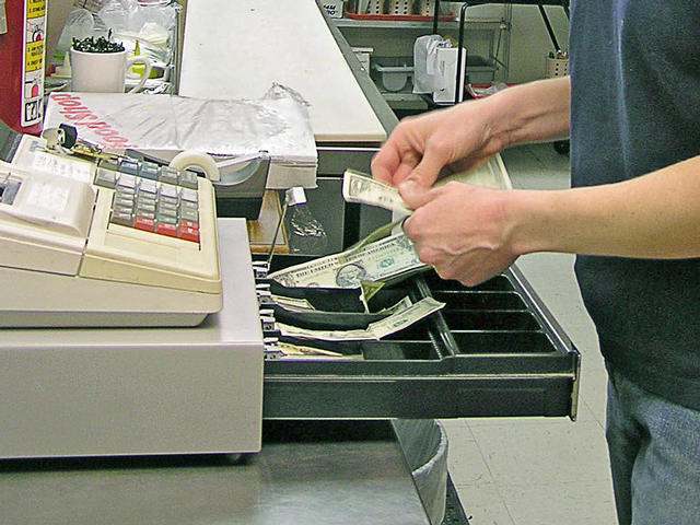 Safeway employee arrested for embezzlement in Va. | wusa9.com