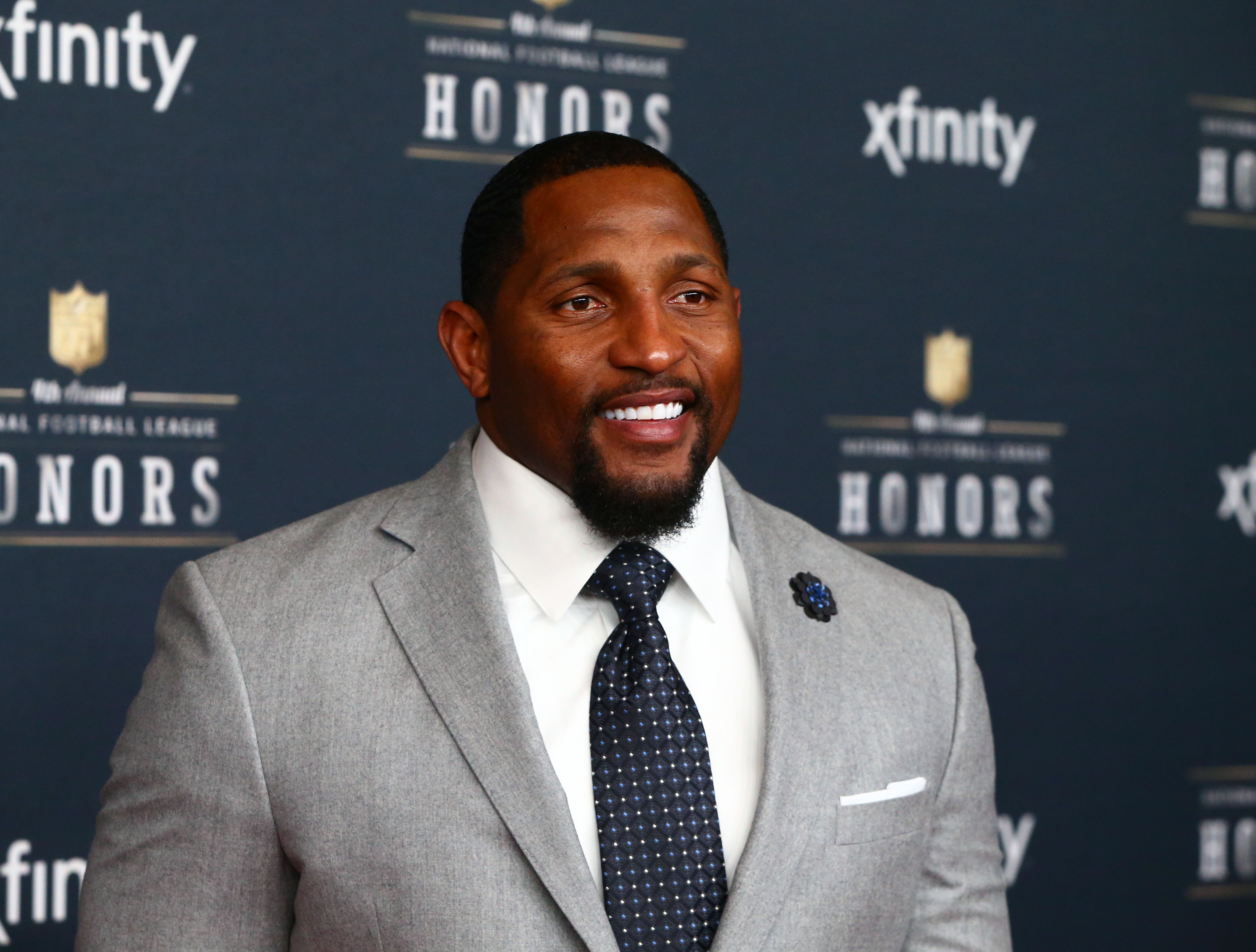 Ex-Raven Ray Lewis sues attorney over development project | wusa9.com