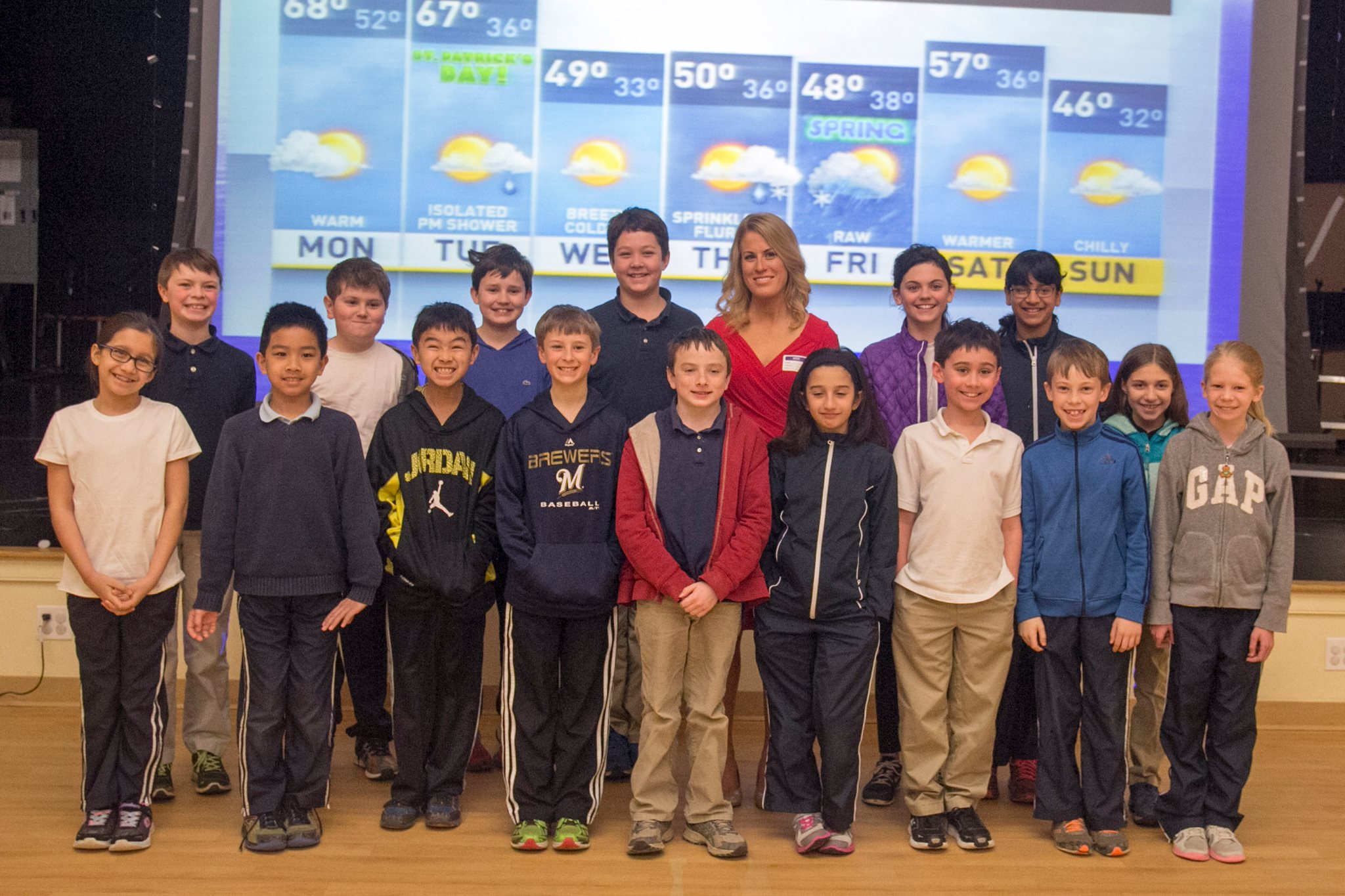 Meteorologist Allyson Rae visits McLean Montessori | wusa9.com