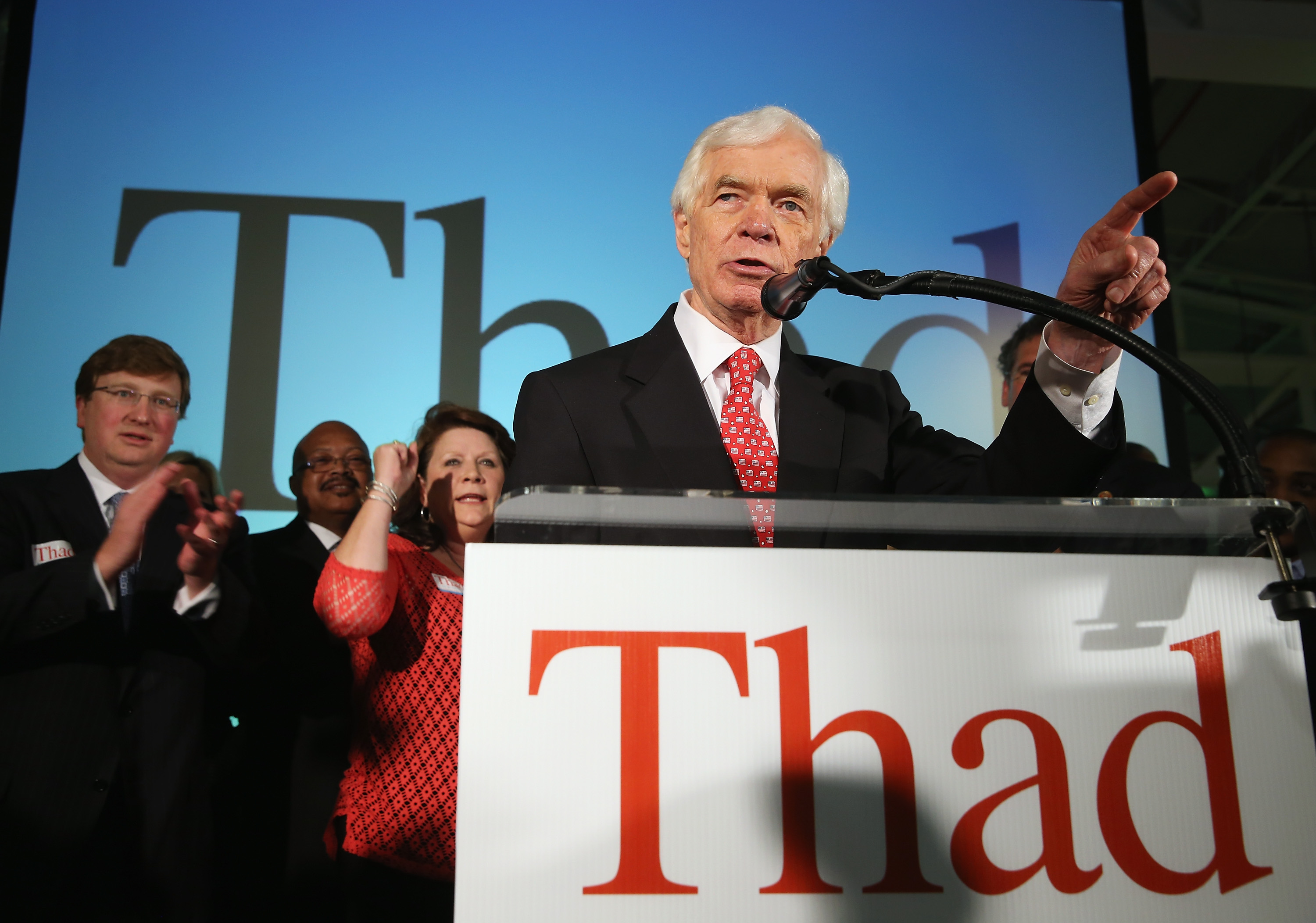 US Sen. Thad Cochran marries longtime aide, his office says | wusa9.com