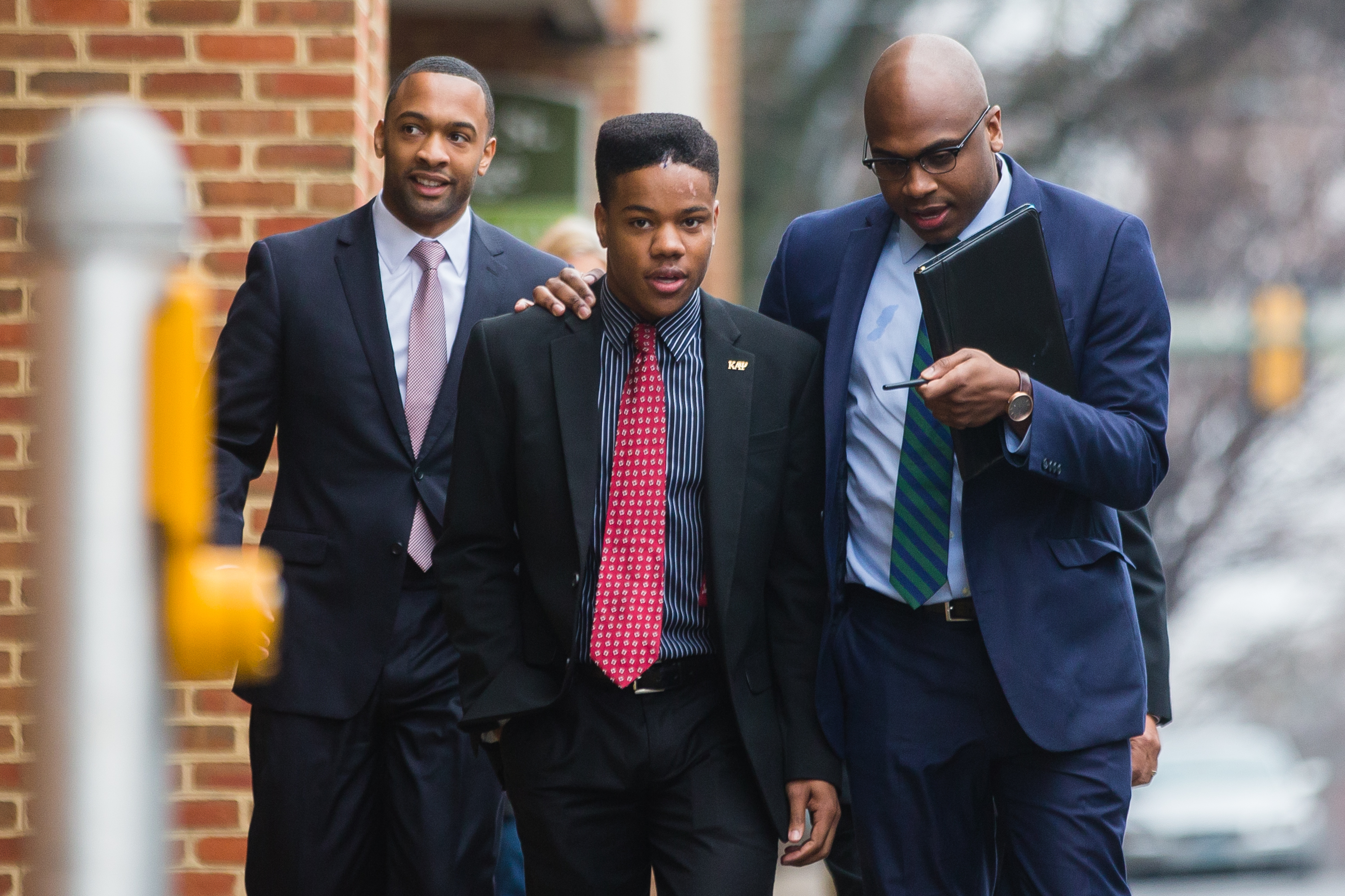 Martese Johnson files civil suit against ABC for arrest | wusa9.com