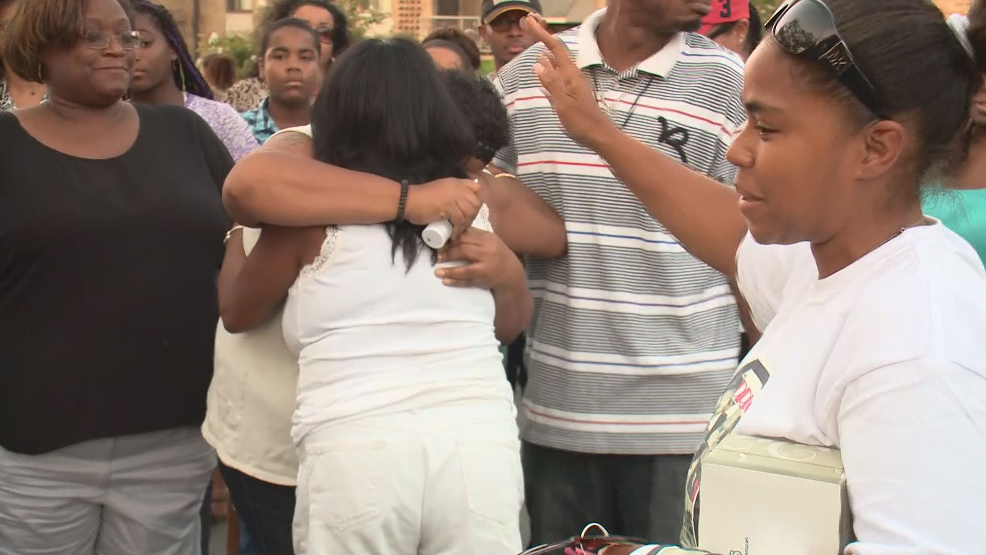 Vigil honors slain security guard | wusa9.com