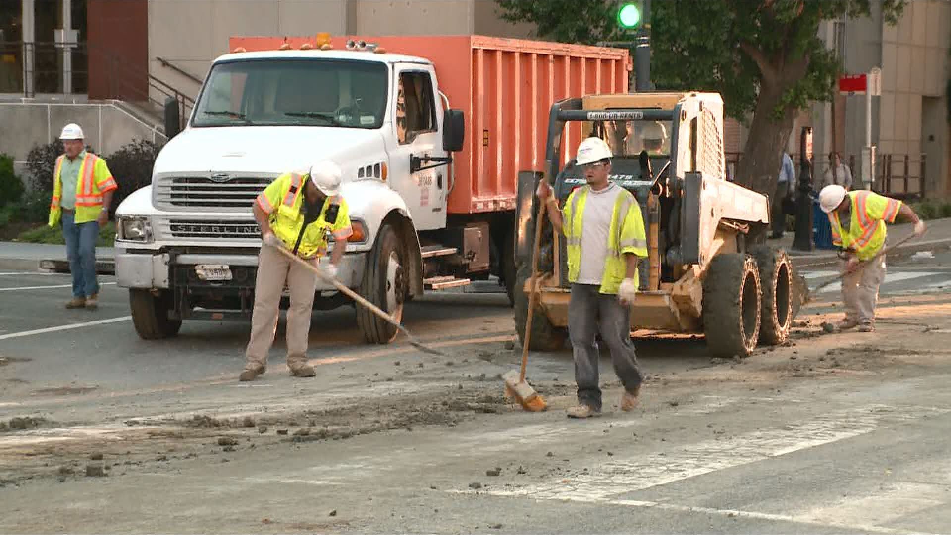Truck spills concrete onto E St NW in DC | wusa9.com