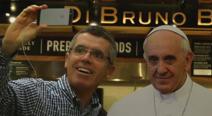 Life-size cutouts of Pope Francis pop up ahead of US visit | wusa9.com