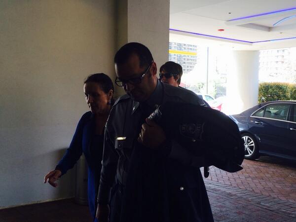 Officer Laboy receives valor award in Alexandria | wusa9.com