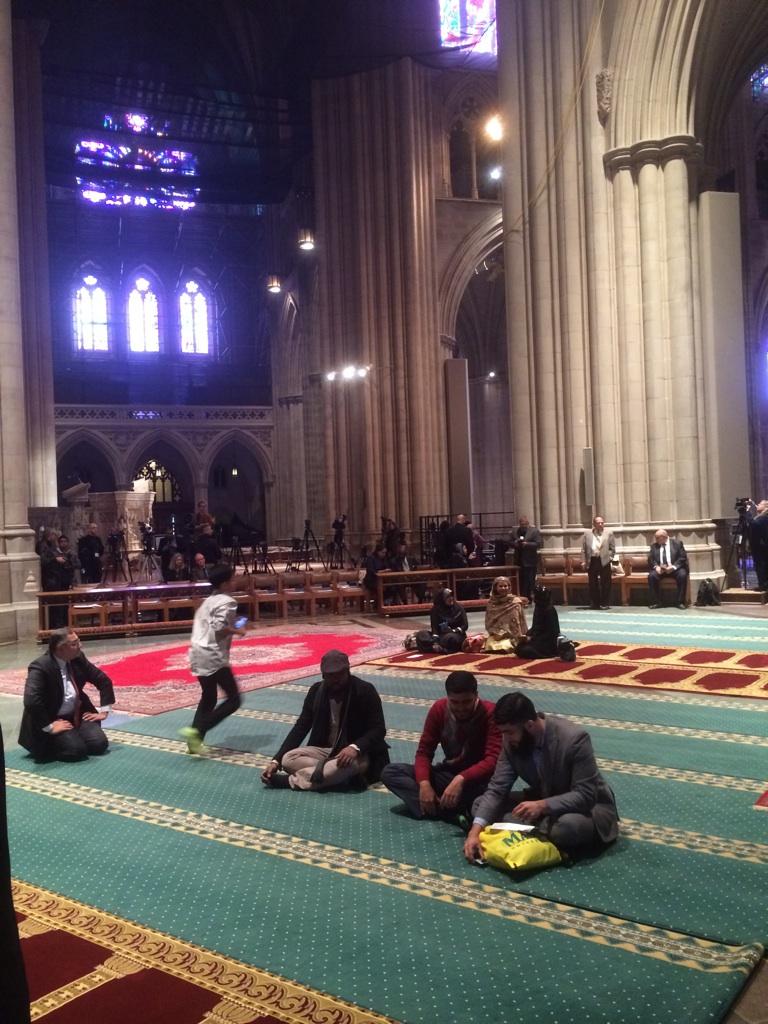 National Cathedral hosts first Muslim service | wusa9.com