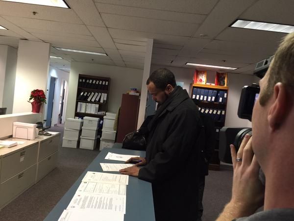 Christopher Barry offered plea deal in bank incident | wusa9.com