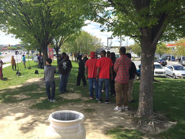 Gang members help prevent riot at Baltimore mall | wusa9.com