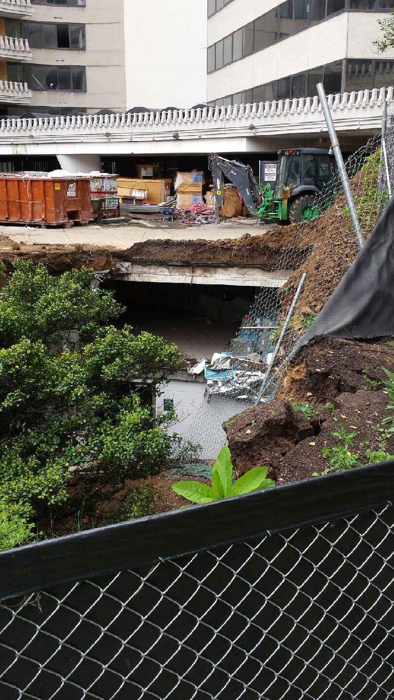 Parking garage collapses at Watergate building | wusa9.com