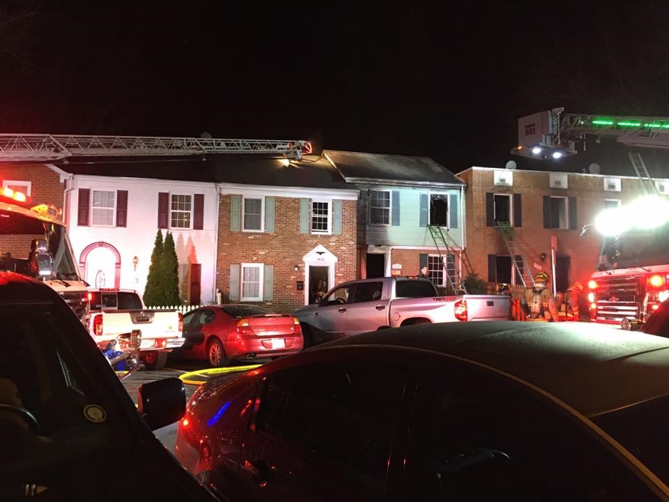 4 townhomes damaged, 15 displaced after fire in Manassas | wusa9.com