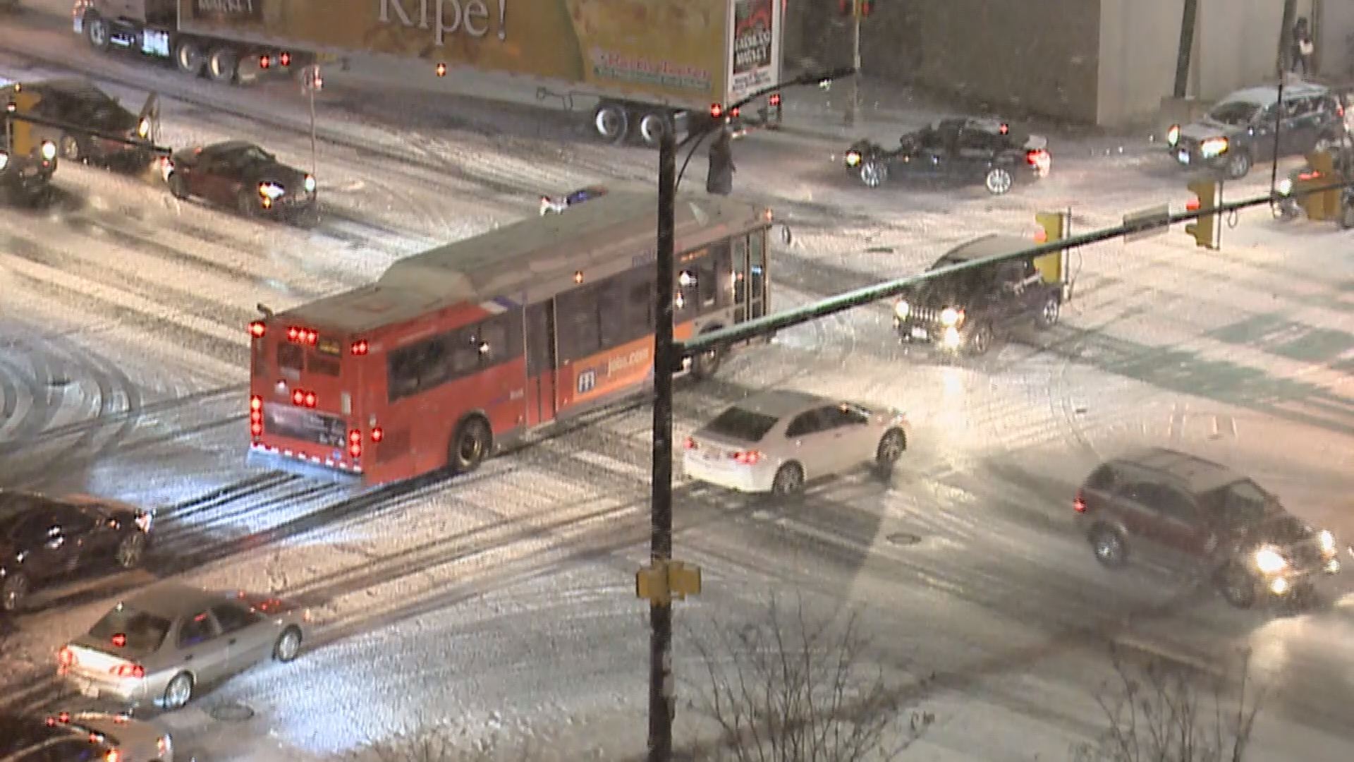 Snow causes 150+ accidents, traffic nightmare in DC area | wusa9.com