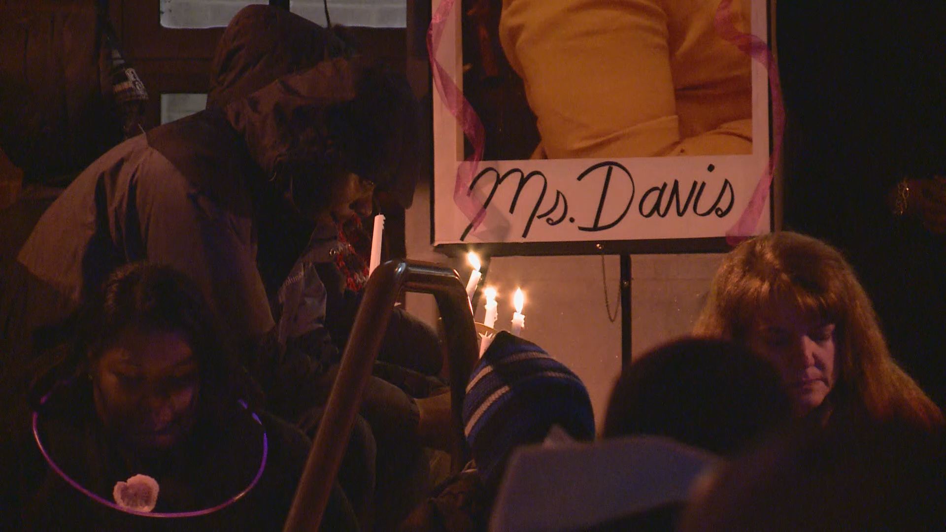 Vigil for NeShante Davis and Chloe Davis-Green | wusa9.com