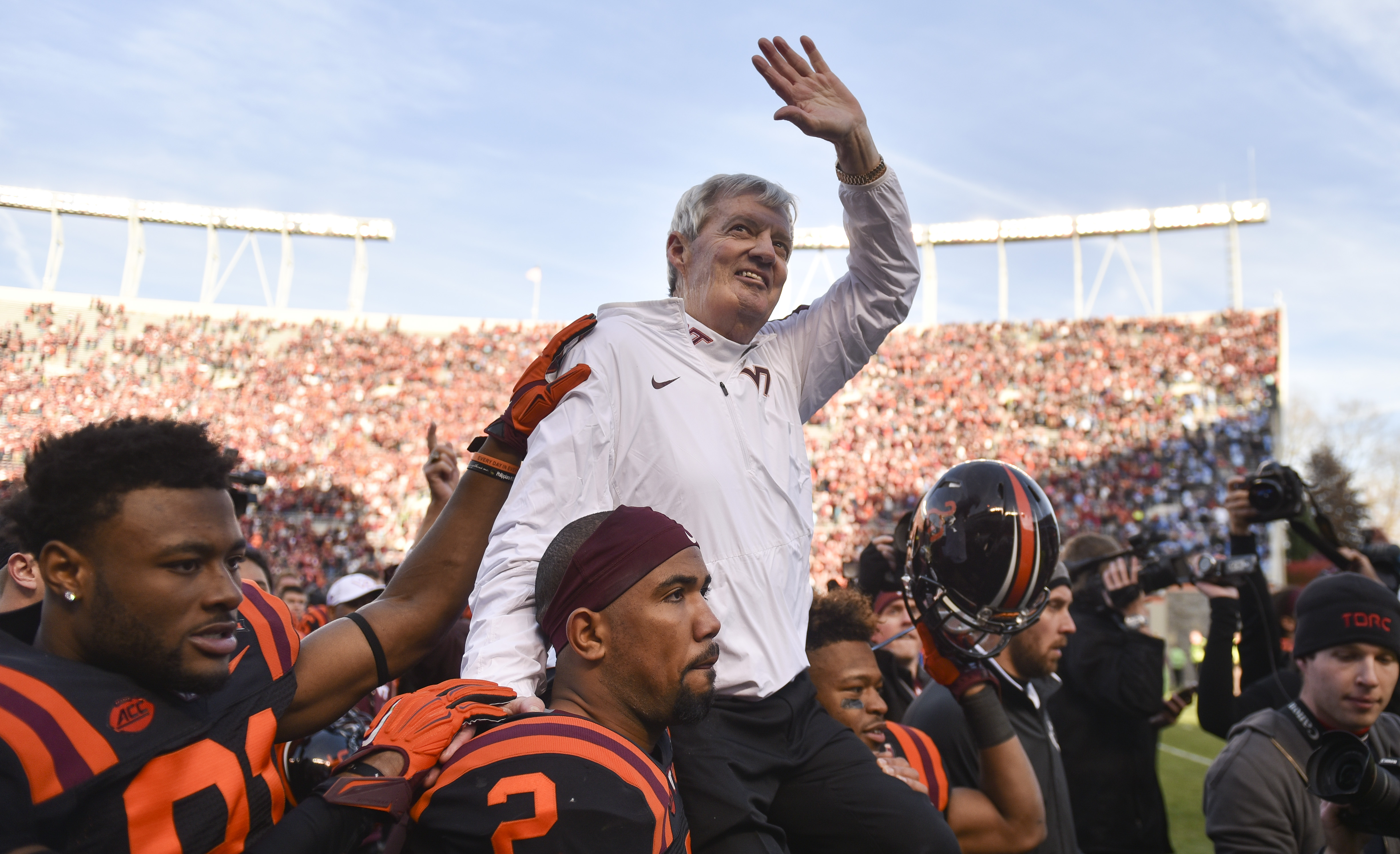 Beamer makes Hall of Fame | wusa9.com