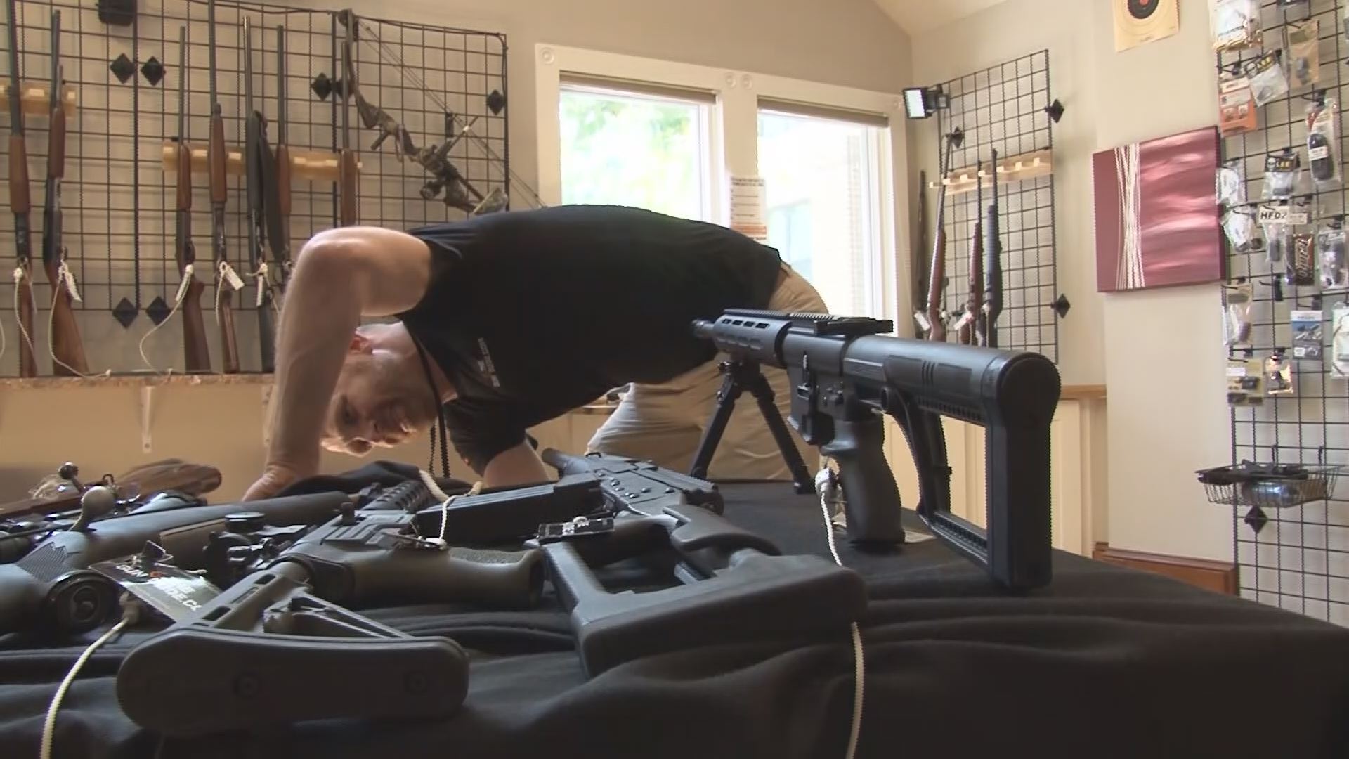 DMV gun sales increasing after Orlando mass shooting | wusa9.com