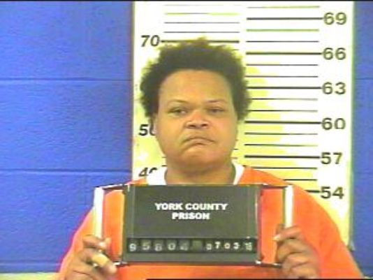 Drunk woman falls on her face in York, cops say | whas11.com