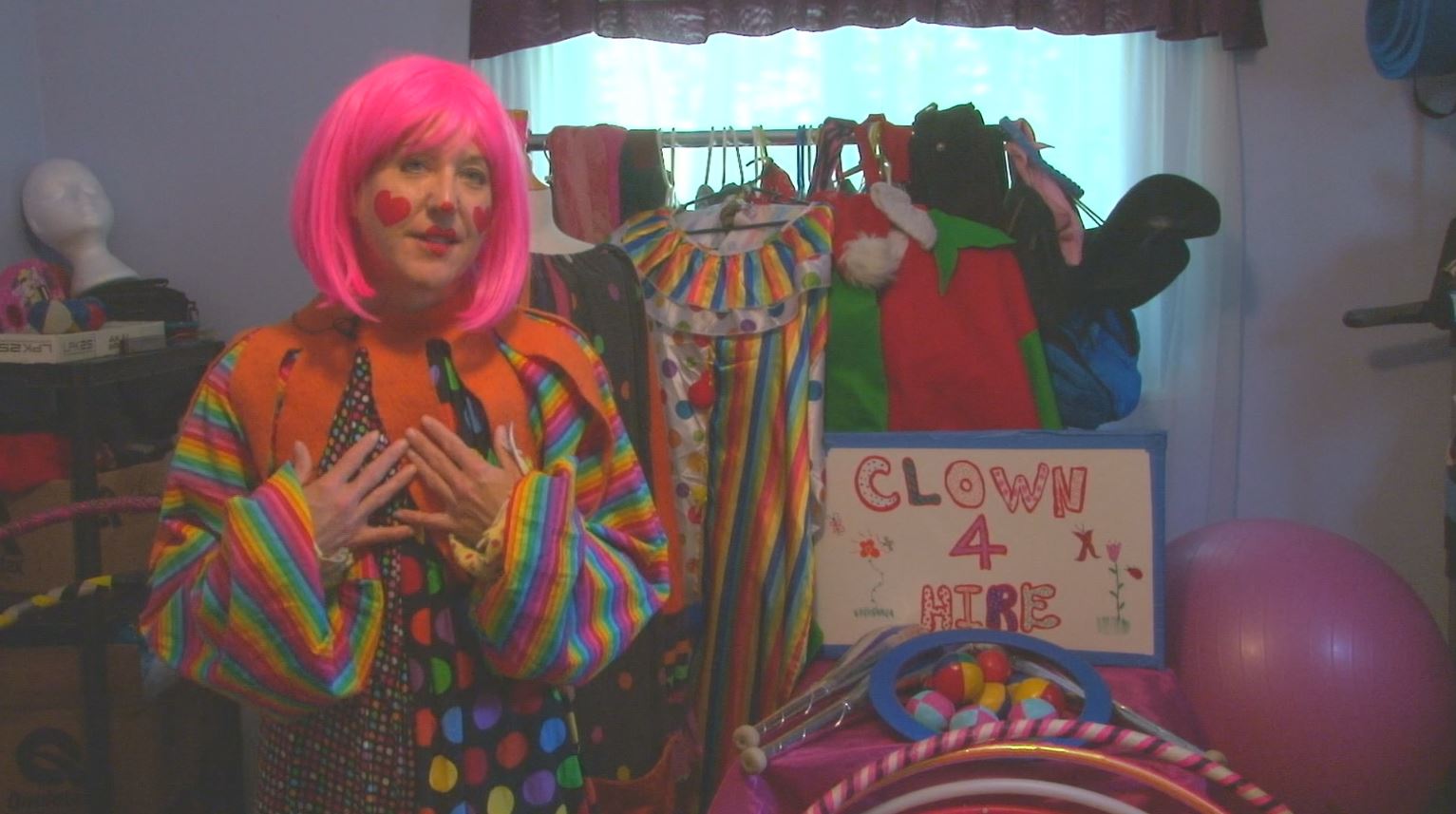 Local clown reacts to creepy clown incidents | wusa9.com