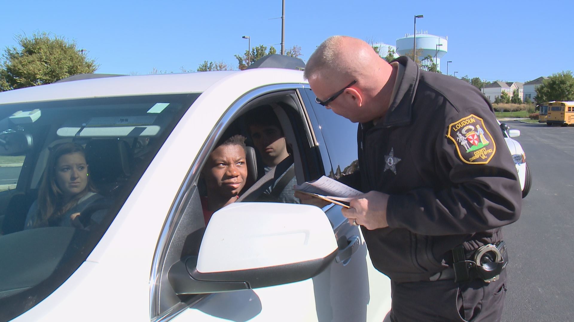 This class could keep your teen safe during a traffic stop | wusa9.com